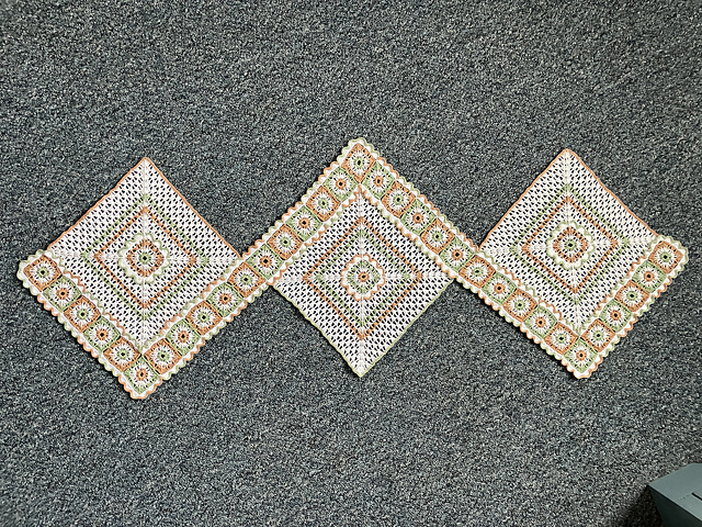 Ravelry: Traveling Edge Runner pattern by Joyce Geisler
