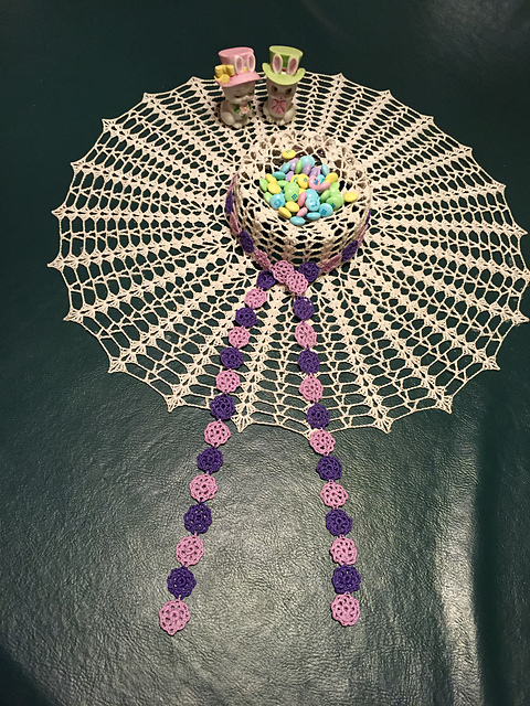 Ravelry: Spring Bonnet Door Doily pattern by Joyce Geisler