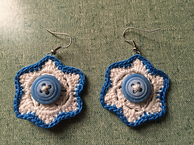 Ravelry: Button Motif Earrings pattern by Joyce Geisler