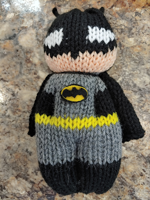 Ravelry: Loom Knitted Batman pattern by Jen Tipton