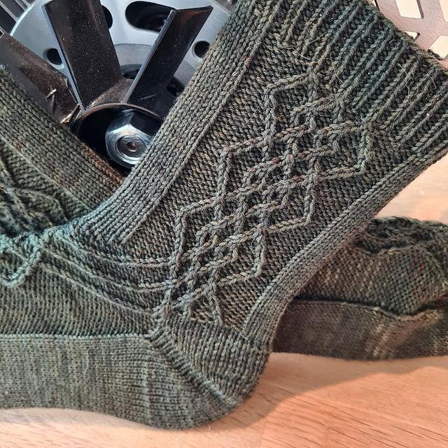 Ravelry: Middle Earth Socks pattern by Julia Eng