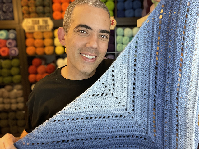 Ravelry: The Eleanor Shawl pattern by Juan Ramon - (Juan The Yarn Addict)