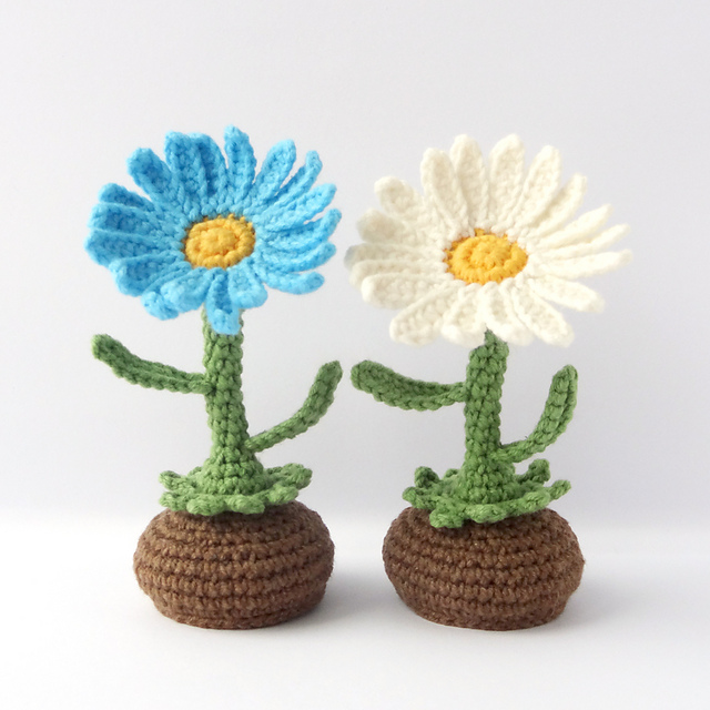 Ravelry: Daisy in the ground pattern by Yuliia Matiienko