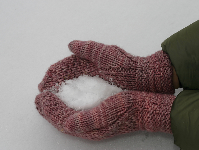 Ravelry: Joviality Mittens pattern by Julie Hart