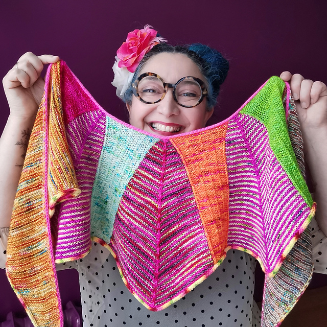 Ravelry: M Comme Motoco pattern by Julie Knits in Paris