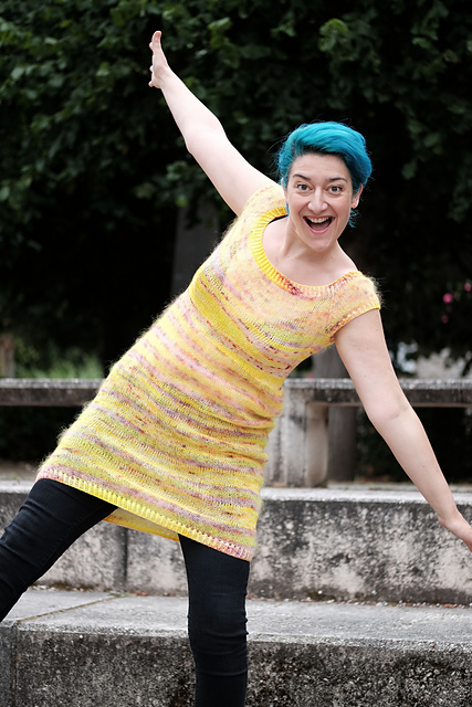 Ravelry: Summer Sunset pattern by Julie Knits in Paris