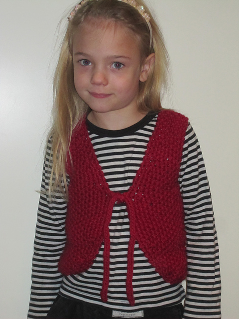 Ravelry: Perlestrikket vest pattern by Lene Holme Samsøe