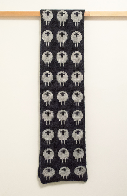 Ravelry: AnnieBakerDesigns' Stranded Sheep Scarf