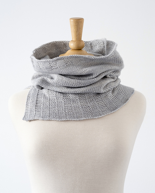 Ravelry: Mock Rib Cowl pattern by Annie Baker Designs