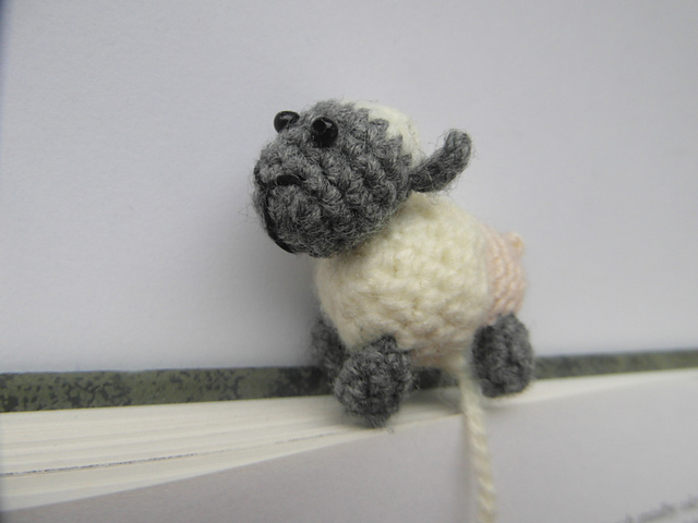Ravelry: Unraveled sheep bookmark pattern by Justyna Kacprzak