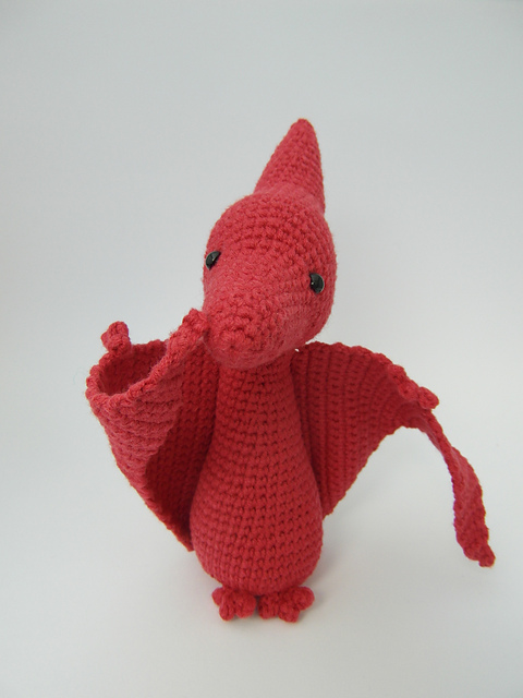 Ravelry: Double Rainbow Pterodactyl pattern by Justyna Kacprzak