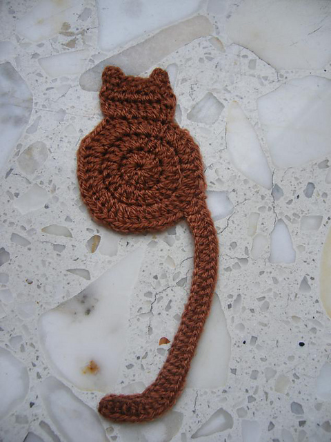Ravelry: Cat bookmark pattern by Justyna Kacprzak