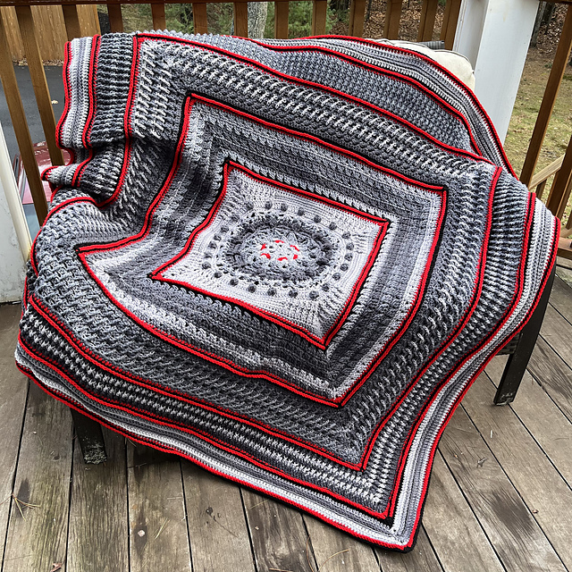 Ravelry: JustMagicMaria's Study of Ombré Afghan