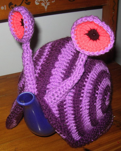 Ravelry: Spiral snail tea cosy pattern by Toni Andmarc