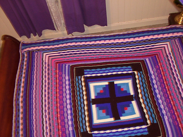 Ravelry: Justdunny's Crochet rug improvised - wavy effect