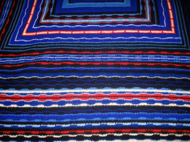 Ravelry: Justdunny's Crochet rug improvised - wavy effect