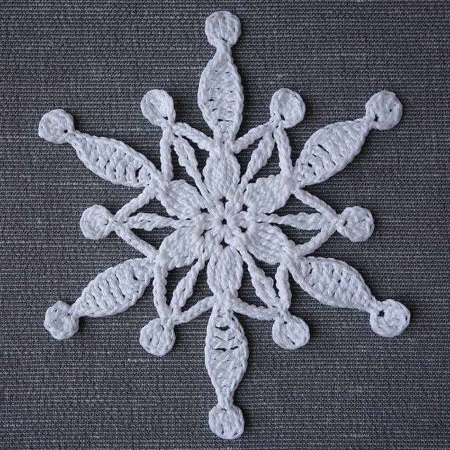 Ravelry: Allspice Snowflake pattern by Jessica Wifall
