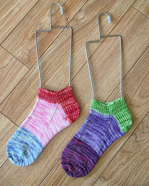 Ravelry: Scrappy Socks pattern by Jenna Stein