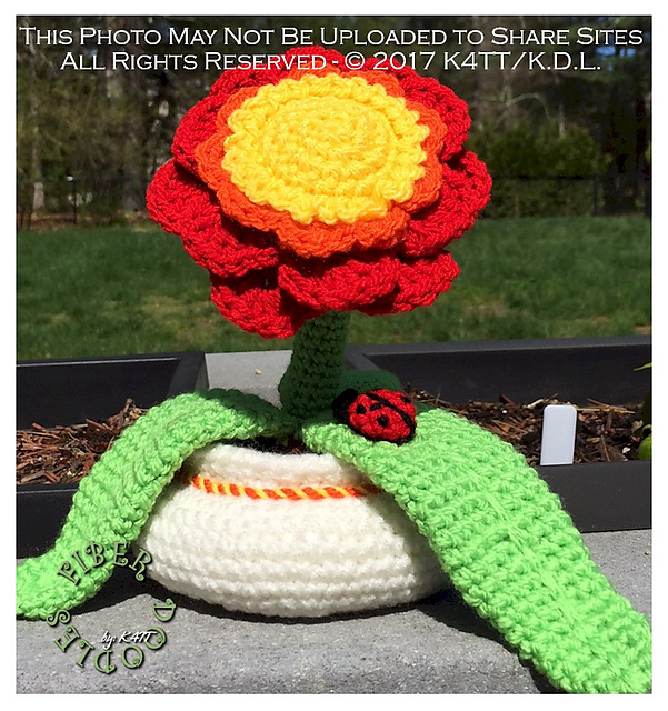 Ravelry: Spring Blooms pattern by K4TT