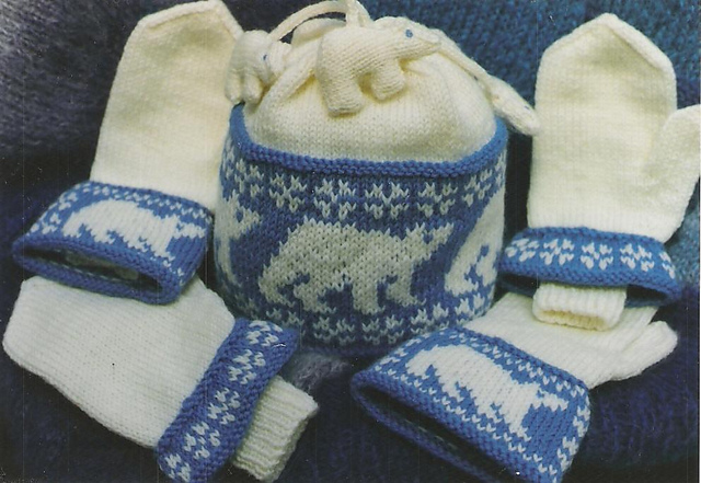 Ravelry: polar bear hat & mittens pattern by Susan Flanders