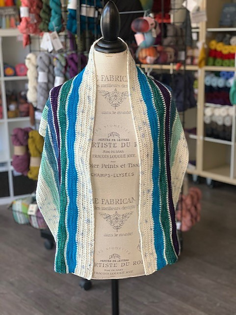 Ravelry: Oceanfront pattern by Laura Rasmussen