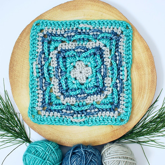 Ravelry: Isaz Afghan Block pattern by Heather C Gibbs (KCACO.UK)