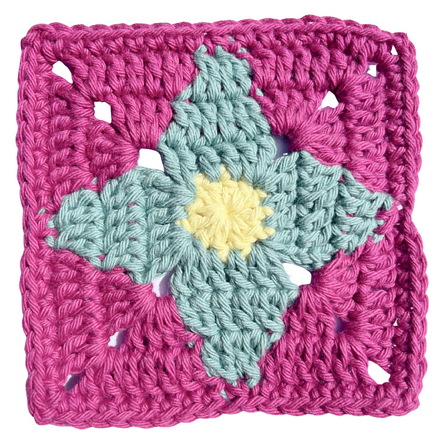 Ravelry: Flower Fiesta Square pattern by Heather C Gibbs (KCACO.UK)