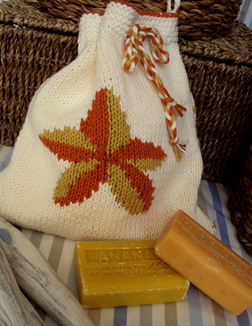 Ravelry: Starfish Wash Bag pattern by Sian Brown Knitwear Design