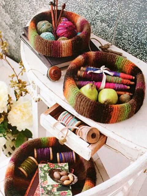 Ravelry: Felted Bowls pattern by Jacqueline van Dillen