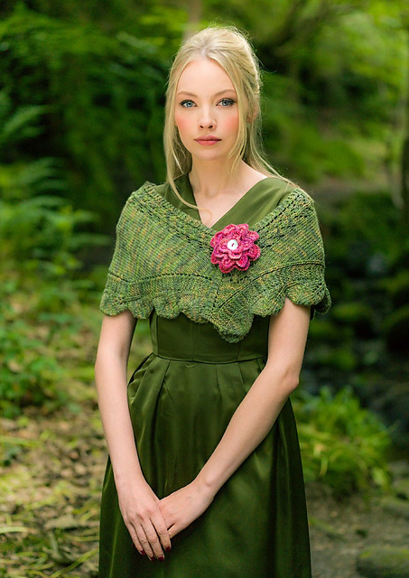 Ravelry: Gillespie pattern by Louisa Harding