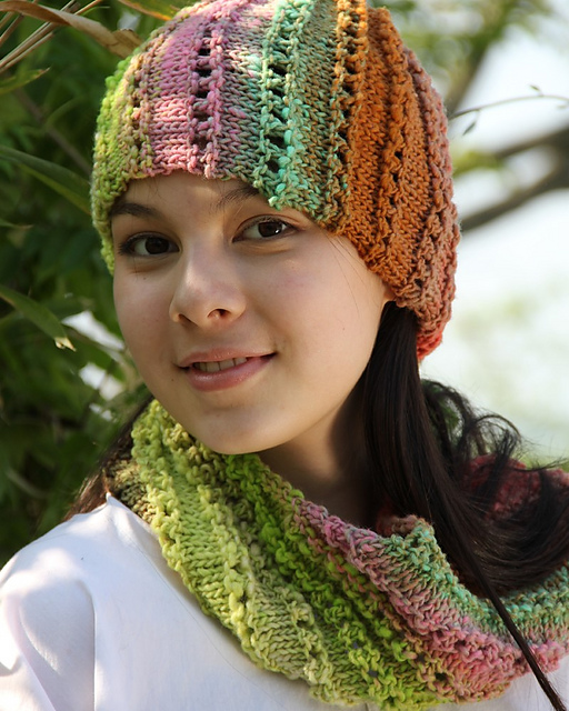 Ravelry: Hat Cowl NK-320 pattern by Eisaku Noro Design Team 野呂英作企画室