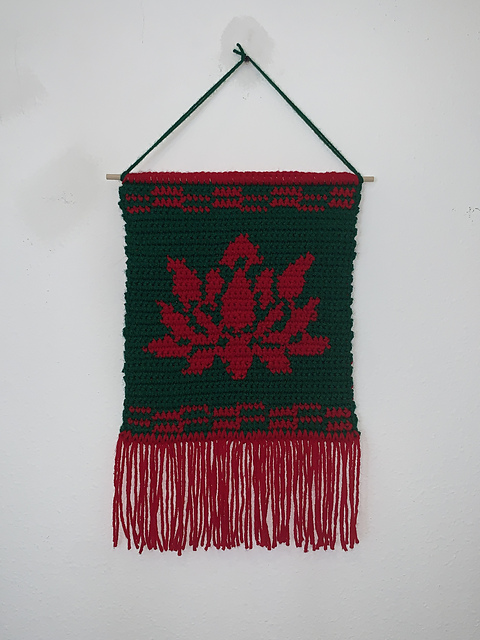 Ravelry: Christmas Lotus Wall Decor pattern by Kitty Marsh