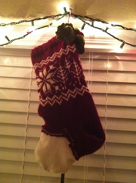 Ravelry: His & Her Christmas Stockings pattern by Leah Wulster