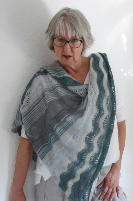 Ravelry: Fragile pattern by Kathrin Haber