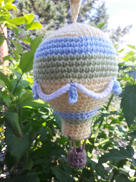 Ravelry: Hot air balloon pattern by Julie Z Asselin