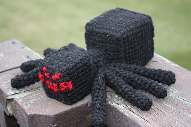 Ravelry: Minecraft Spider pattern by Becca de Kroon