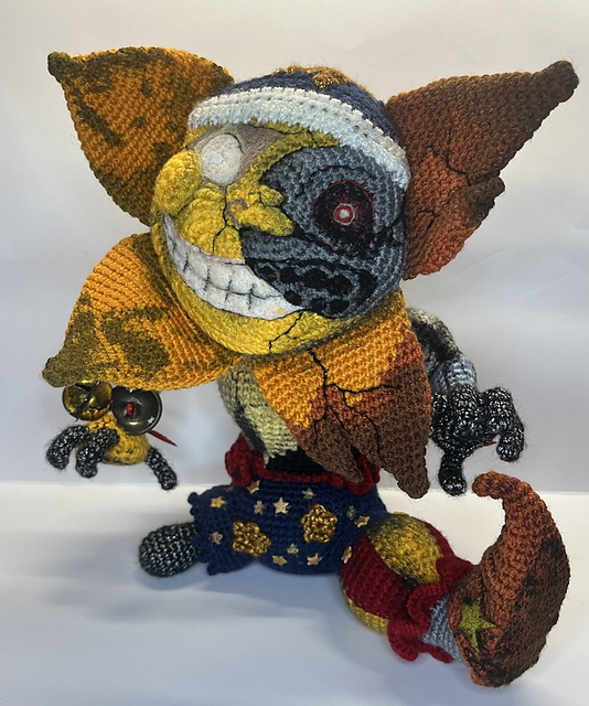 Ravelry: Ruined Eclipse pattern by Zelovics Dominika
