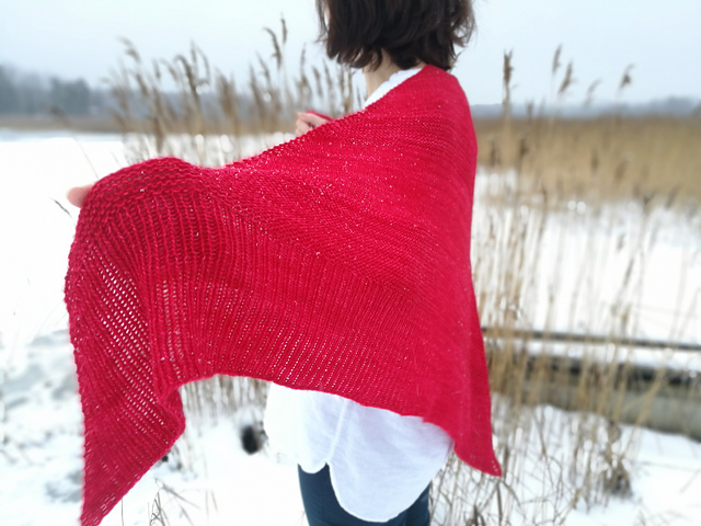 Ravelry: Raspberry Shawl pattern by Karoliina H. Design