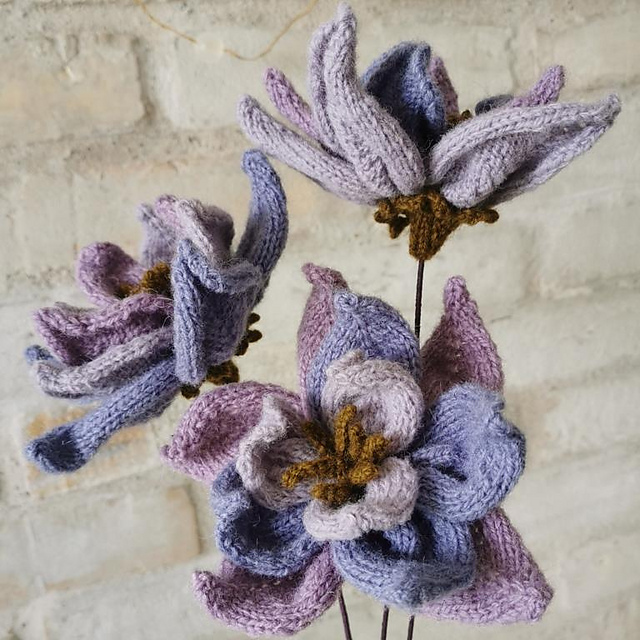 Ravelry: Lotus flower pattern by Tina Vejlø Andersen