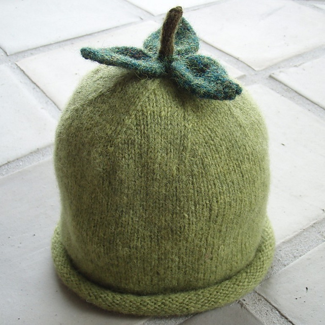 Ravelry: Apple hat pattern by Tina Vejlø Andersen