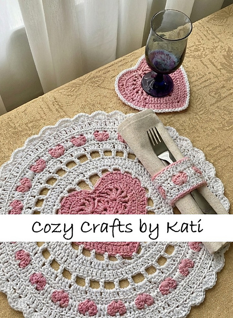 Ravelry: Heart Mandala Placemat Set pattern by Cozy Crafts by Kati