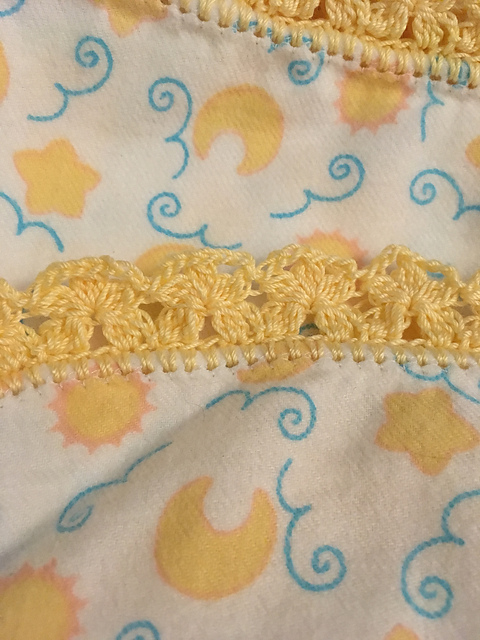 Ravelry: Star Edging pattern by Katandia