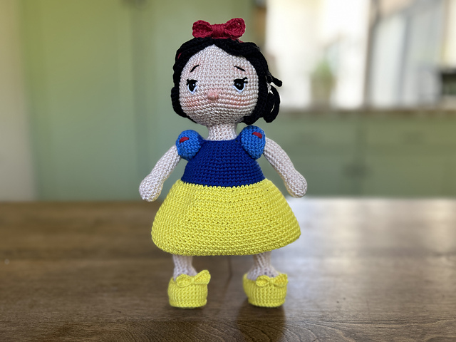 Ravelry: Snow White princess crochet amigurumi doll pattern by Kate Sequeira