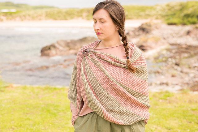 Ravelry: The Article pattern by Kate Davies Designs
