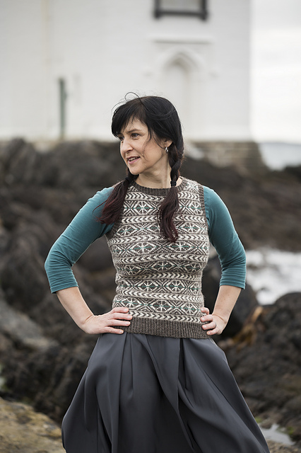 Ravelry: Carraig Fhada pattern by Kate Davies Designs
