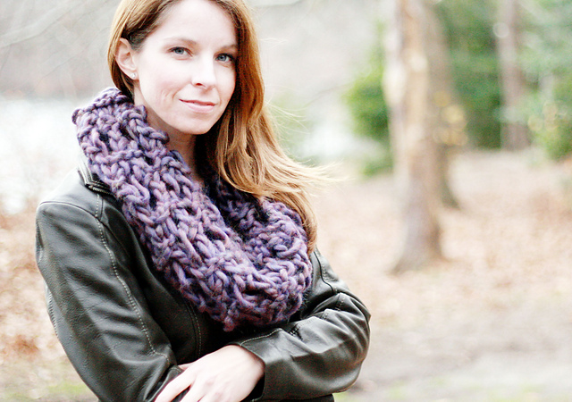 Ravelry: Lattice Lace Cowl pattern by Kate Preston