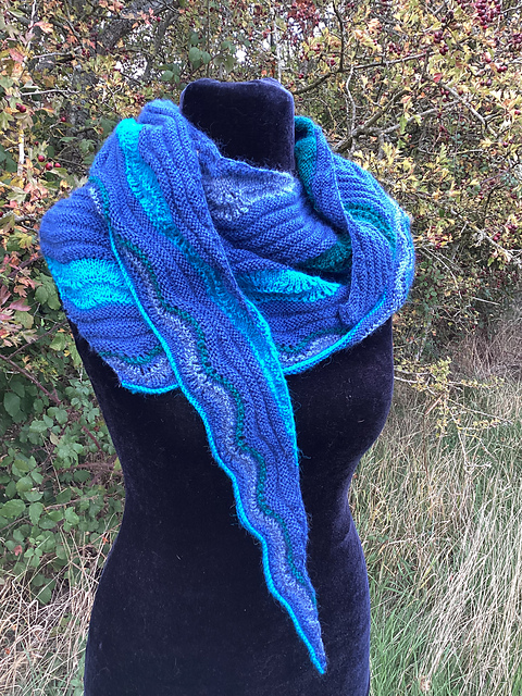 Ravelry: Asp Shawl pattern by Kate Whiting Designs