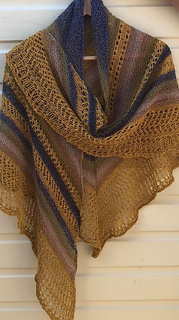 Ravelry: Thornfield Shawl pattern by Kate Whiting Designs