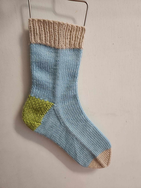 Ravelry: Beginner 8 ply socks pattern by Katelyn King