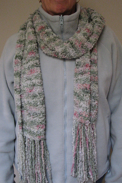 Ravelry: Isis one-skein scarf pattern by Colinette Yarns